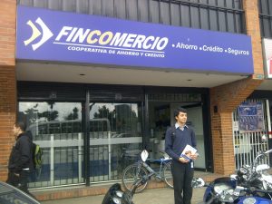 VERIFIQUE SU ESTADO DE CUENTA DE FINCOMERCIO